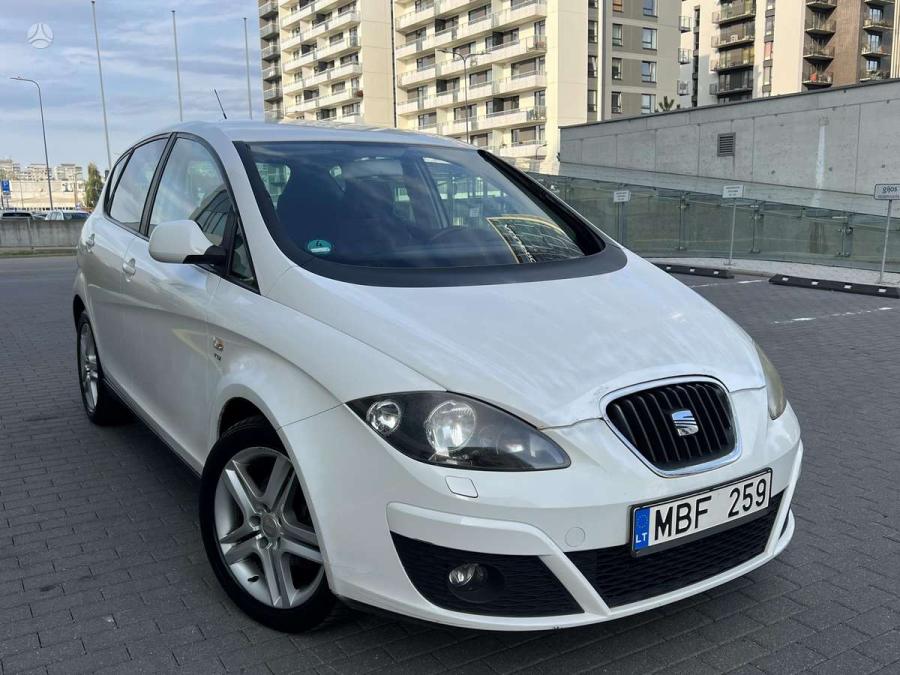 White SEAT Altea 2010 in Vilnius, with an engine capacity of 1.40 L and mileage of 200 thousand km for 1250 €, photo 17 on AUTOMOTO.COM.LV