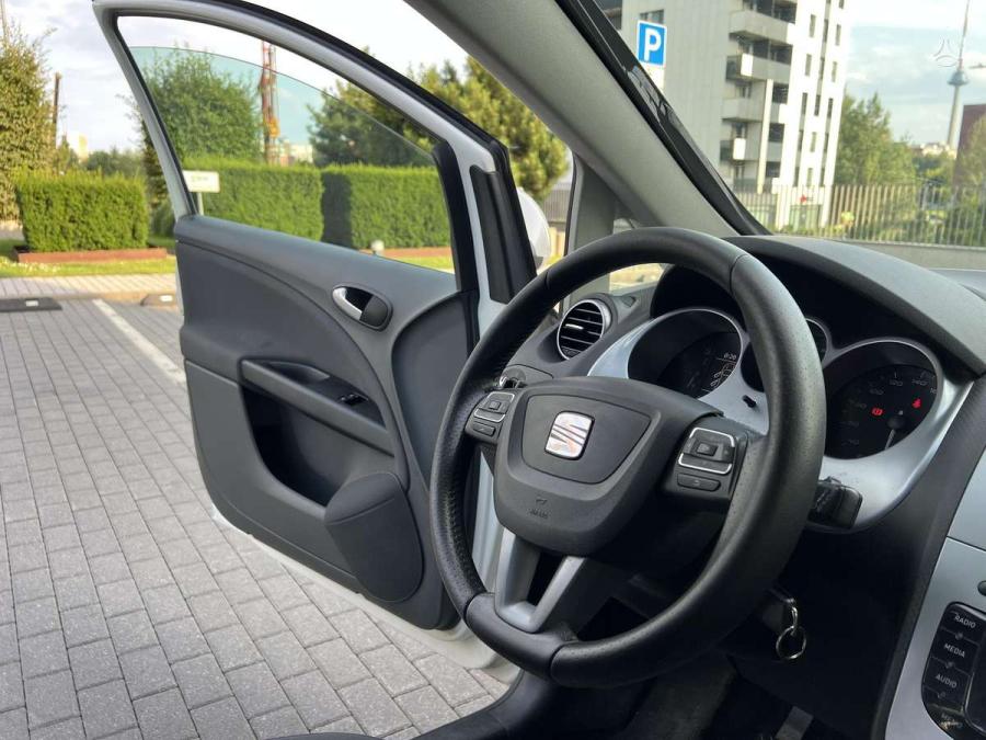 White SEAT Altea 2010 in Vilnius, with an engine capacity of 1.40 L and mileage of 200 thousand km for 1250 €, photo 30 on AUTOMOTO.COM.LV