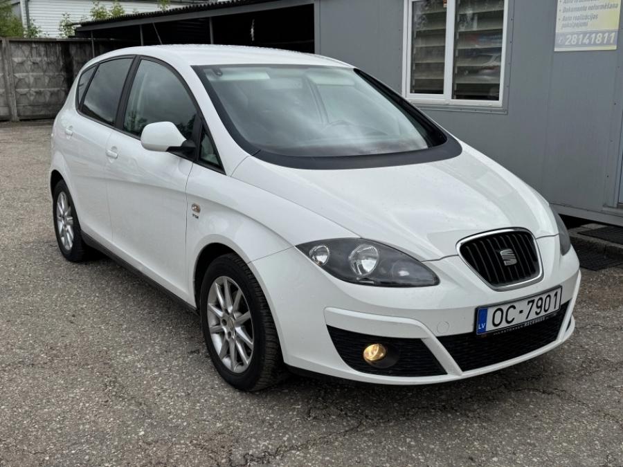 White SEAT Altea 2011 in Riga, with an engine capacity of 1.20 L and mileage of 155 thousand km for 4900 €, photo 1 on AUTOMOTO.COM.LV