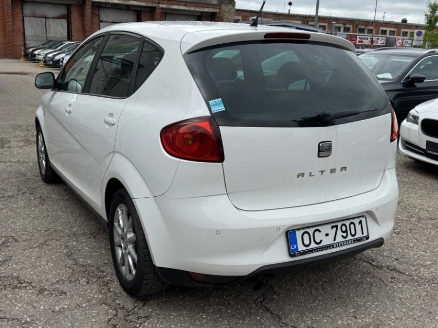 White SEAT Altea 2011 in Riga, with an engine capacity of 1.20 L and mileage of 155 thousand km for 4900 €, photo 14 on AUTOMOTO.COM.LV