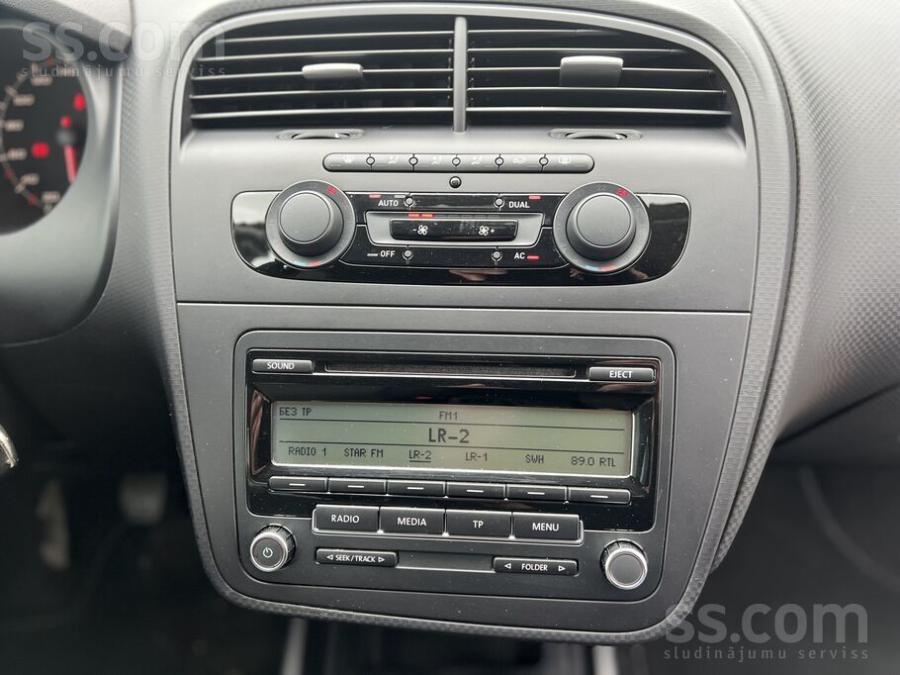 Balts SEAT Altea 2012 Jēkabpils, ar dzinēja tilpumu 1.60 L un nobraukumu 246 tūkst. km par 4500 €, foto 14 vietnē AUTOMOTO.COM.LV
