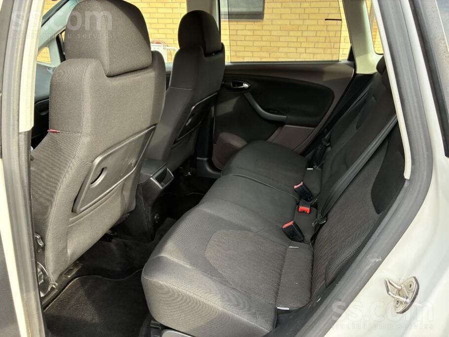 White SEAT Altea 2007 in Riga, with an engine capacity of 2.00 L and mileage of 0 thousand km for 4500 €, photo 15 on AUTOMOTO.COM.LV