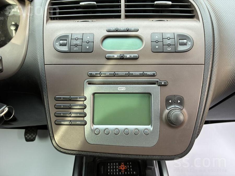 White SEAT Altea 2007 in Riga, with an engine capacity of 2.00 L and mileage of 0 thousand km for 4500 €, photo 21 on AUTOMOTO.COM.LV