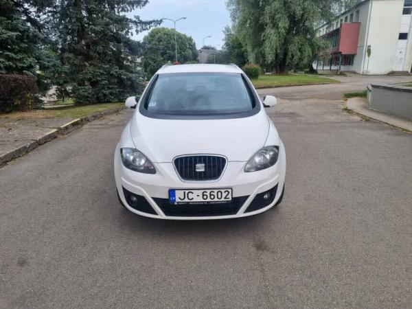 Белый Сеат Алтеа 2012 в Екабпилс, объемом двигателя 1.60 л и пробегом 318 тыс. км за 2800 €, фото 3 на AUTOMOTO.COM.LV