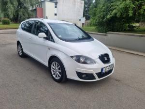 Белый Сеат Алтеа 2012 в Екабпилс, объемом двигателя 1.60 л и пробегом 318 тыс. км за 2800 €, фото 5 на AUTOMOTO.COM.LV