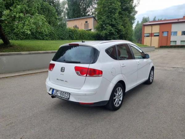 Белый Сеат Алтеа 2012 в Екабпилс, объемом двигателя 1.60 л и пробегом 318 тыс. км за 2800 €, фото 7 на AUTOMOTO.COM.LV
