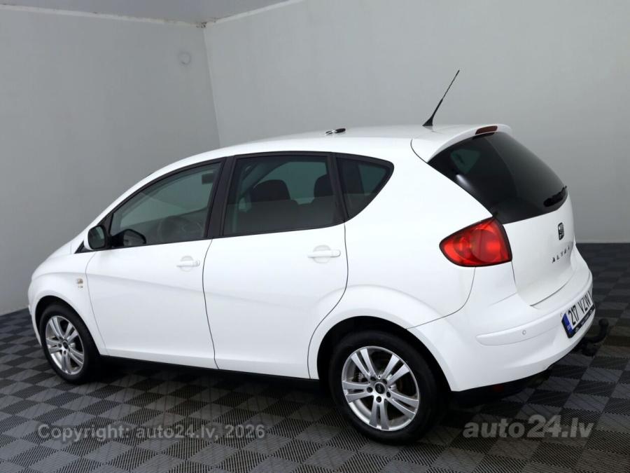 Balts SEAT Altea 2009 Tallina, ar dzinēja tilpumu 1.40 L un nobraukumu 229 tūkst. km par 1799 €, foto 4 vietnē AUTOMOTO.COM.LV