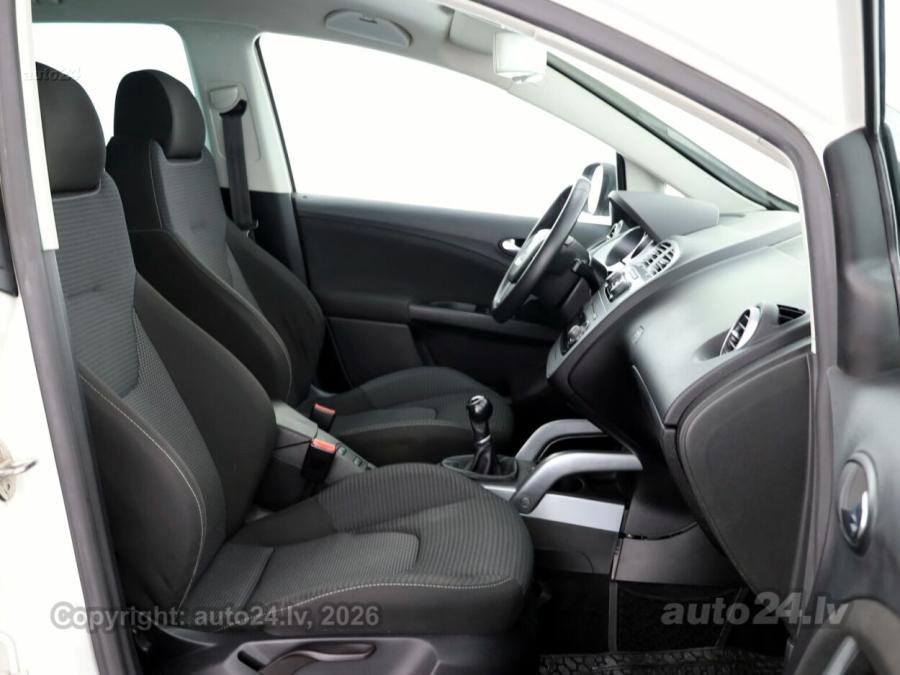 Balts SEAT Altea 2009 Tallina, ar dzinēja tilpumu 1.40 L un nobraukumu 229 tūkst. km par 1799 €, foto 6 vietnē AUTOMOTO.COM.LV
