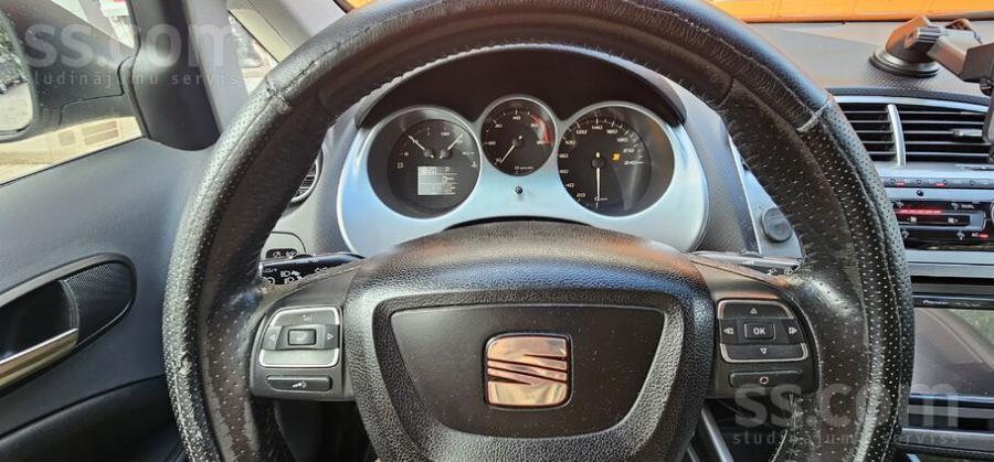Balts SEAT Altea 2009 Rīga, ar dzinēja tilpumu 1.90 L un nobraukumu 370 tūkst. km par 3950 €, foto 13 vietnē AUTOMOTO.COM.LV