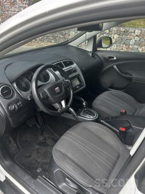 White SEAT Altea 2013 in Riga, with an engine capacity of 1.60 L and mileage of 222 thousand km for 3700 €, photo 3 on AUTOMOTO.COM.LV