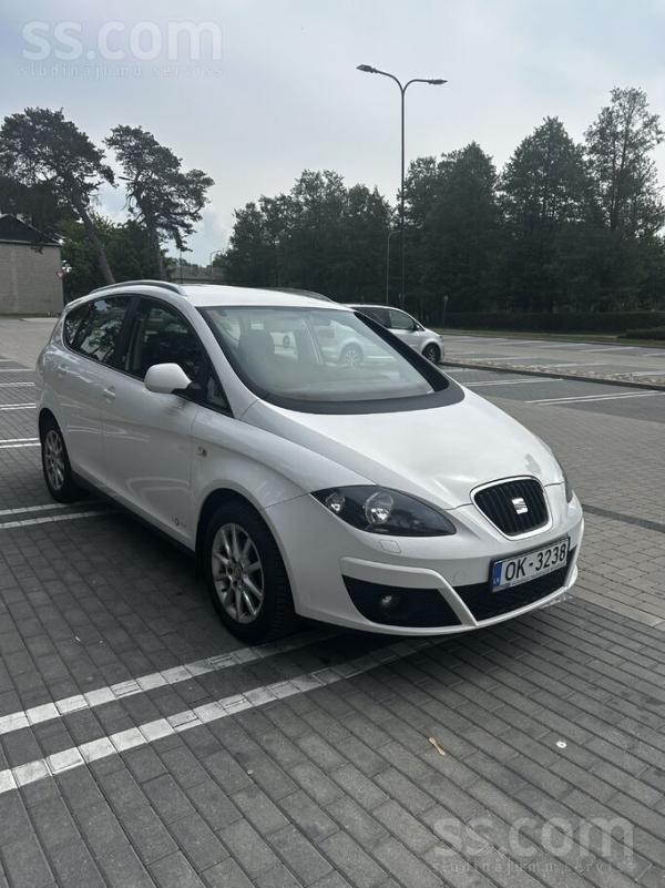 Balts SEAT Altea 2013 Rīga, ar dzinēja tilpumu 1.60 L un nobraukumu 222 tūkst. km par 3700 €, foto 8 vietnē AUTOMOTO.COM.LV
