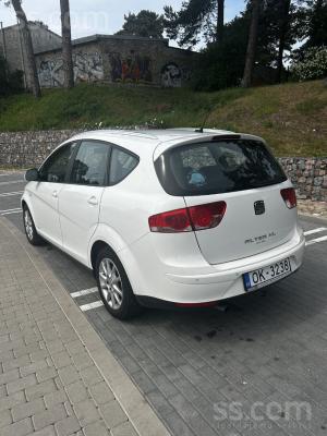 White SEAT Altea 2013 in Riga, with an engine capacity of 1.60 L and mileage of 222 thousand km for 3700 €, photo 10 on AUTOMOTO.COM.LV