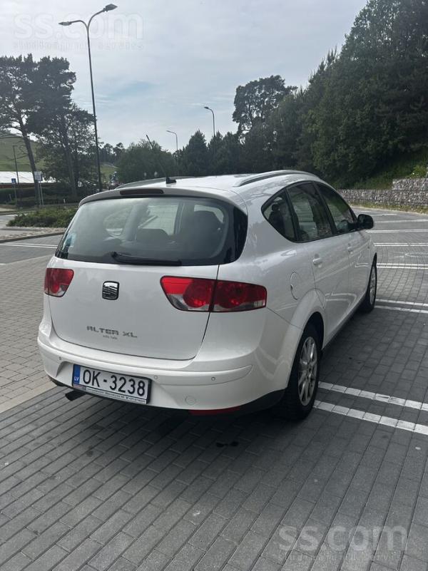 Balts SEAT Altea 2013 Rīga, ar dzinēja tilpumu 1.60 L un nobraukumu 222 tūkst. km par 3700 €, foto 10 vietnē AUTOMOTO.COM.LV