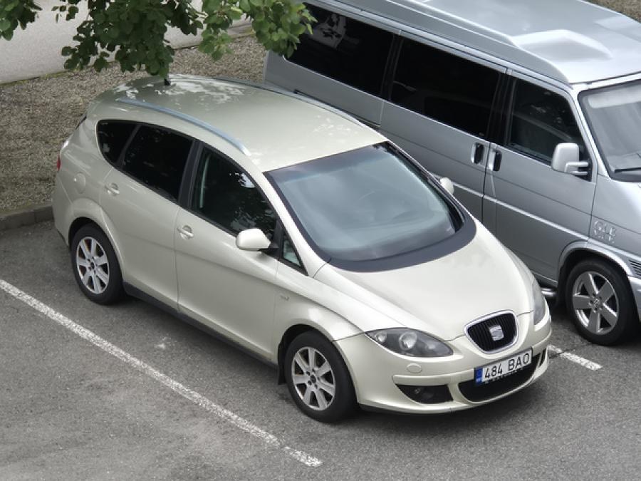 Бежевый Сеат Altea XL 2007 в Таллин, объемом двигателя 2.00 л и пробегом 347 тыс. км за 999 €, фото 1 на AUTOMOTO.COM.LV