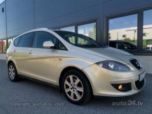 Beige SEAT Altea XL 2007 in Tartu, with an engine capacity of 2.00 L and mileage of 340 thousand km for 1390 €, photo 3 on AUTOMOTO.COM.LV