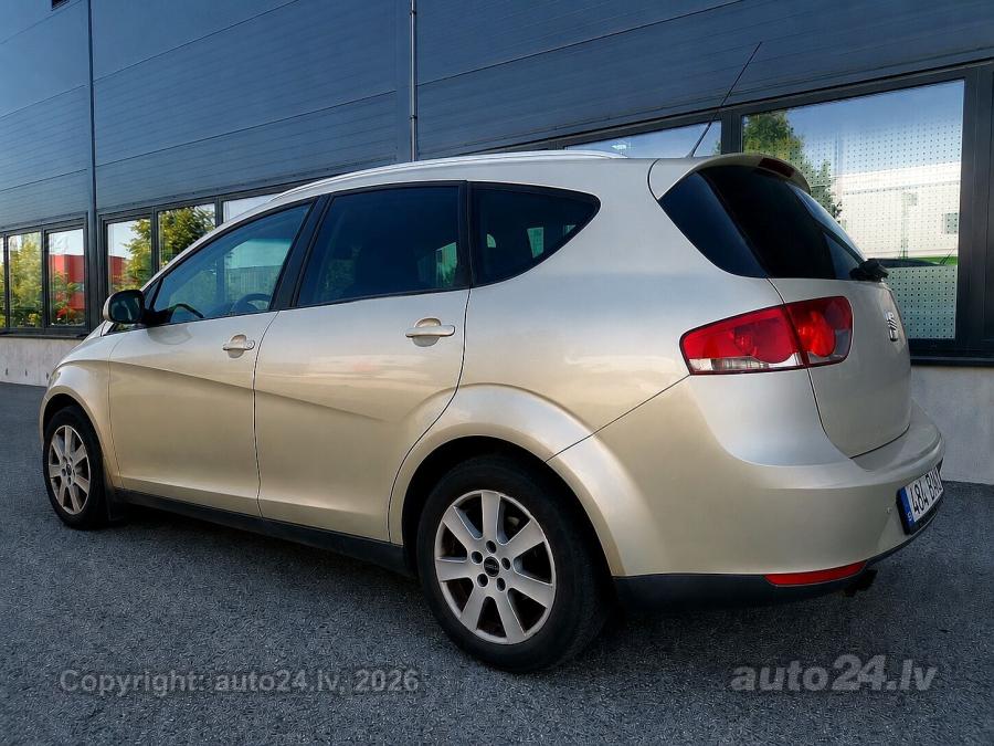Beige SEAT Altea XL 2007 in Tartu, with an engine capacity of 2.00 L and mileage of 340 thousand km for 1390 €, photo 4 on AUTOMOTO.COM.LV