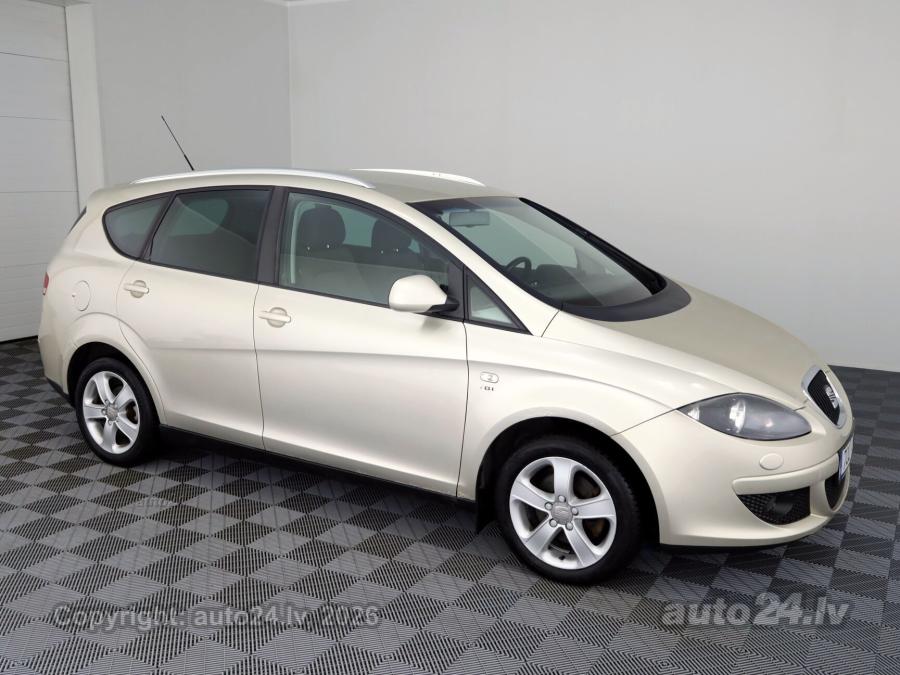 Бежевый Сеат Altea XL 2007 в Таллин, объемом двигателя 2.00 л и пробегом 209 тыс. км за 999 €, фото 1 на AUTOMOTO.COM.LV