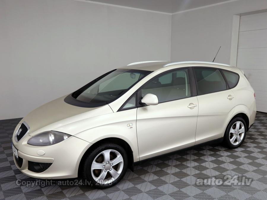 Бежевый Сеат Altea XL 2007 в Таллин, объемом двигателя 2.00 л и пробегом 209 тыс. км за 999 €, фото 3 на AUTOMOTO.COM.LV