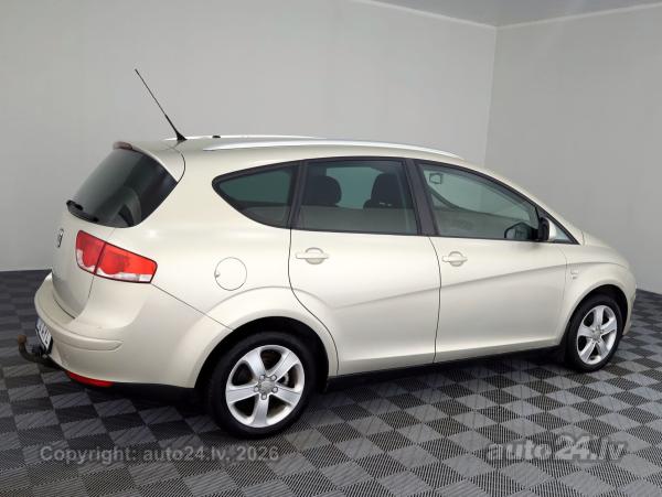Smilšu krāsa SEAT Altea XL 2007 Tallina, ar dzinēja tilpumu 2.00 L un nobraukumu 209 tūkst. km par 999 €, foto 4 vietnē AUTOMOTO.COM.LV