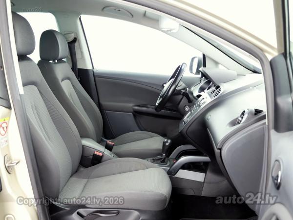 Smilšu krāsa SEAT Altea XL 2007 Tallina, ar dzinēja tilpumu 2.00 L un nobraukumu 209 tūkst. km par 999 €, foto 7 vietnē AUTOMOTO.COM.LV