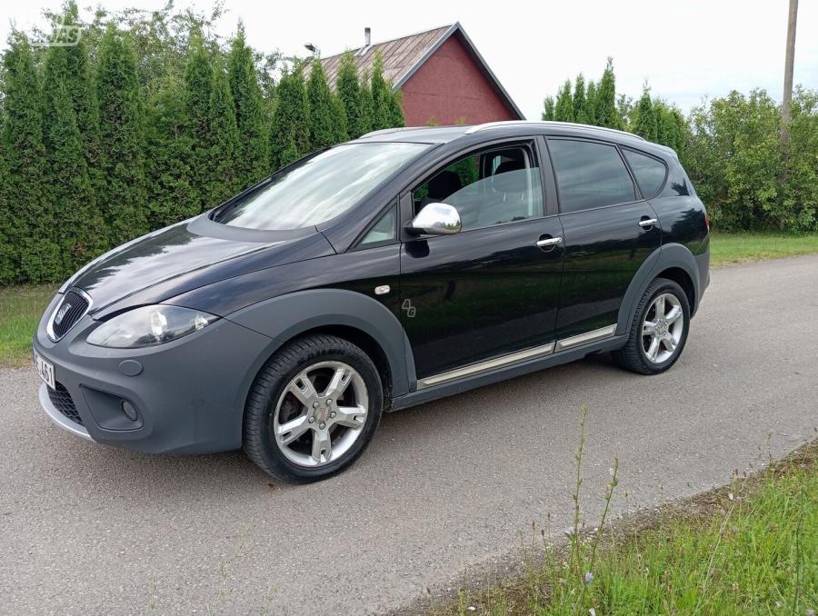 Black SEAT Altea XL 2009 in Anyksciai, with an engine capacity of 2.00 L and mileage of 306 thousand km for 3000 €, photo 3 on AUTOMOTO.COM.LV