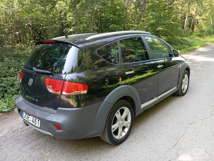 Black SEAT Altea XL 2009 in Anyksciai, with an engine capacity of 2.00 L and mileage of 306 thousand km for 3000 €, photo 8 on AUTOMOTO.COM.LV