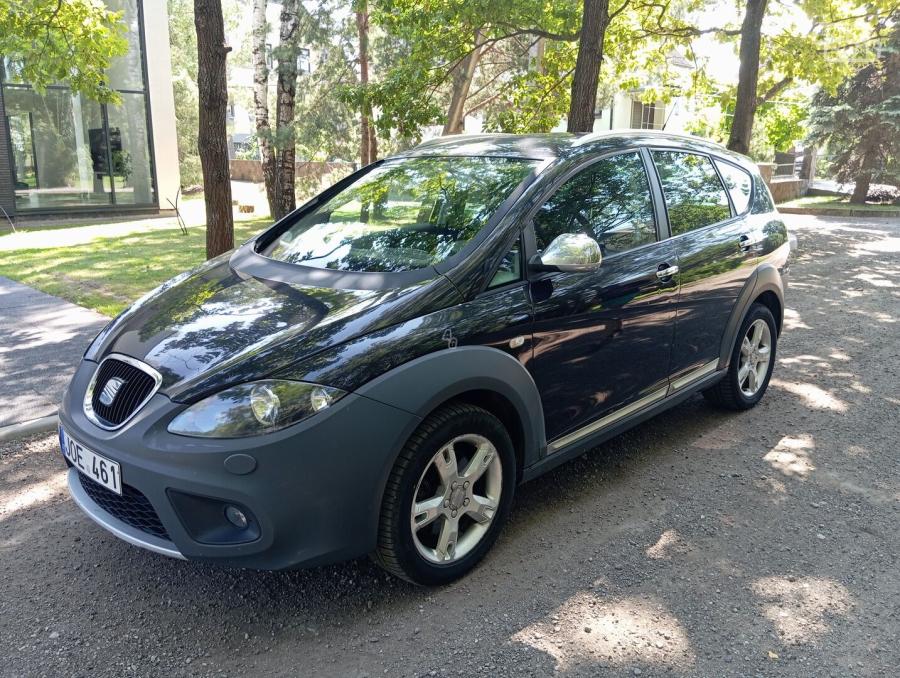 Black SEAT Altea XL 2009 in Anyksciai, with an engine capacity of 2.00 L and mileage of 306 thousand km for 3000 €, photo 14 on AUTOMOTO.COM.LV