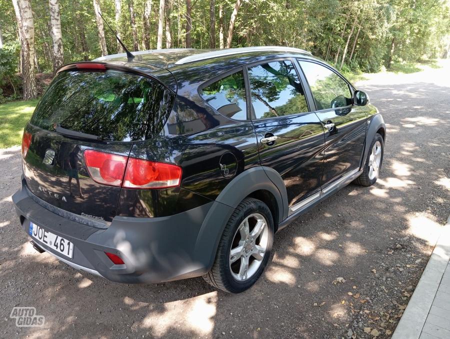 Black SEAT Altea XL 2009 in Anyksciai, with an engine capacity of 2.00 L and mileage of 306 thousand km for 3000 €, photo 15 on AUTOMOTO.COM.LV