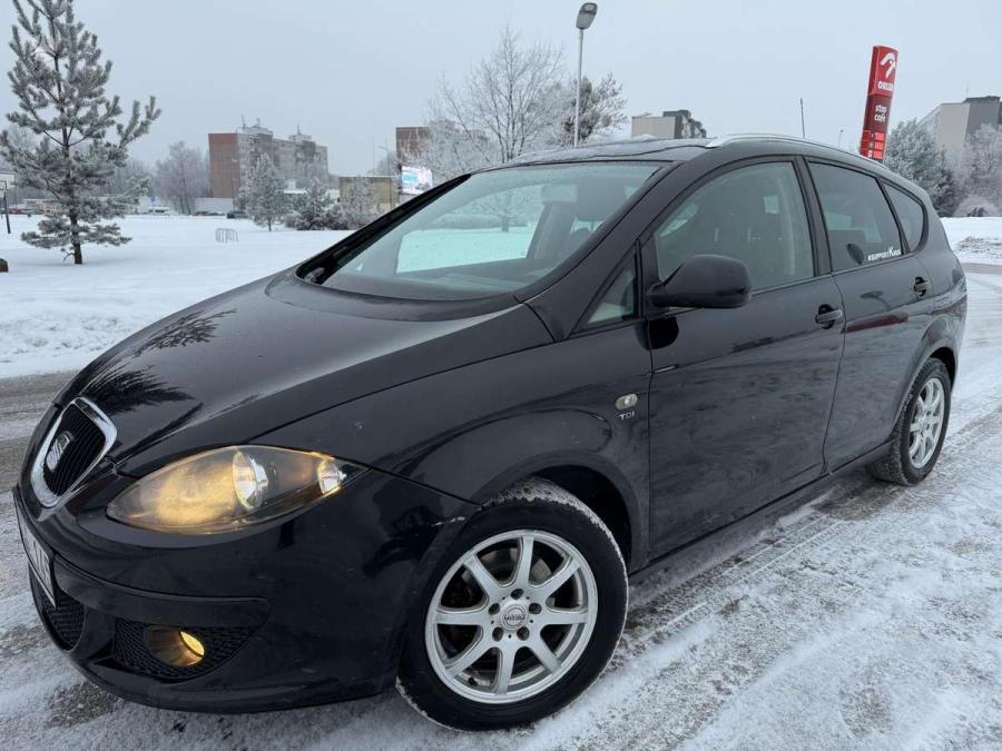 Melns SEAT Altea XL 2007 Kauņa, ar dzinēja tilpumu 2.00 L un nobraukumu 315 tūkst. km par 2350 €, foto 1 vietnē AUTOMOTO.COM.LV