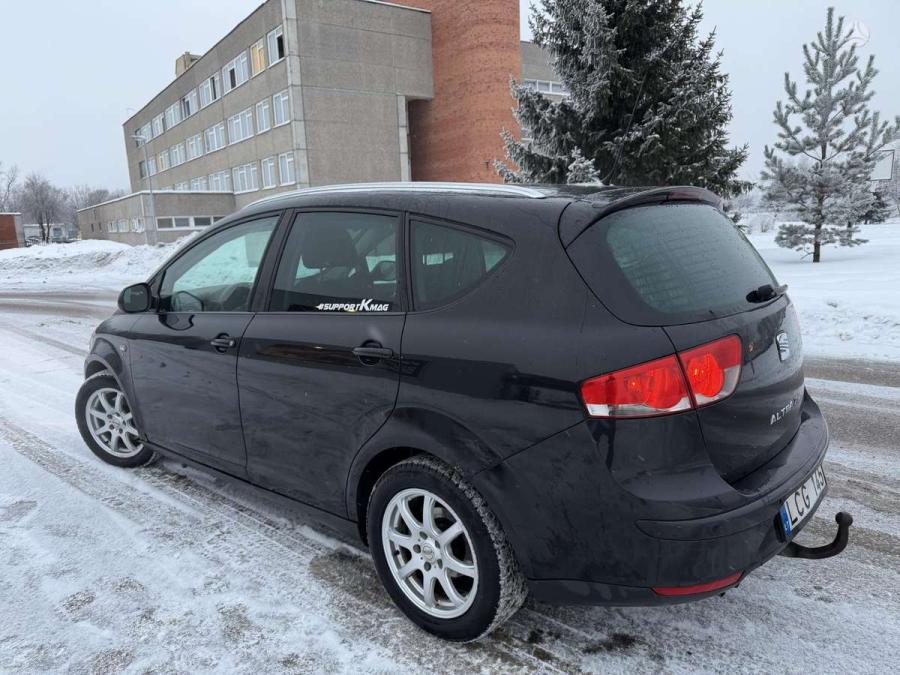 Melns SEAT Altea XL 2007 Kauņa, ar dzinēja tilpumu 2.00 L un nobraukumu 315 tūkst. km par 2350 €, foto 3 vietnē AUTOMOTO.COM.LV