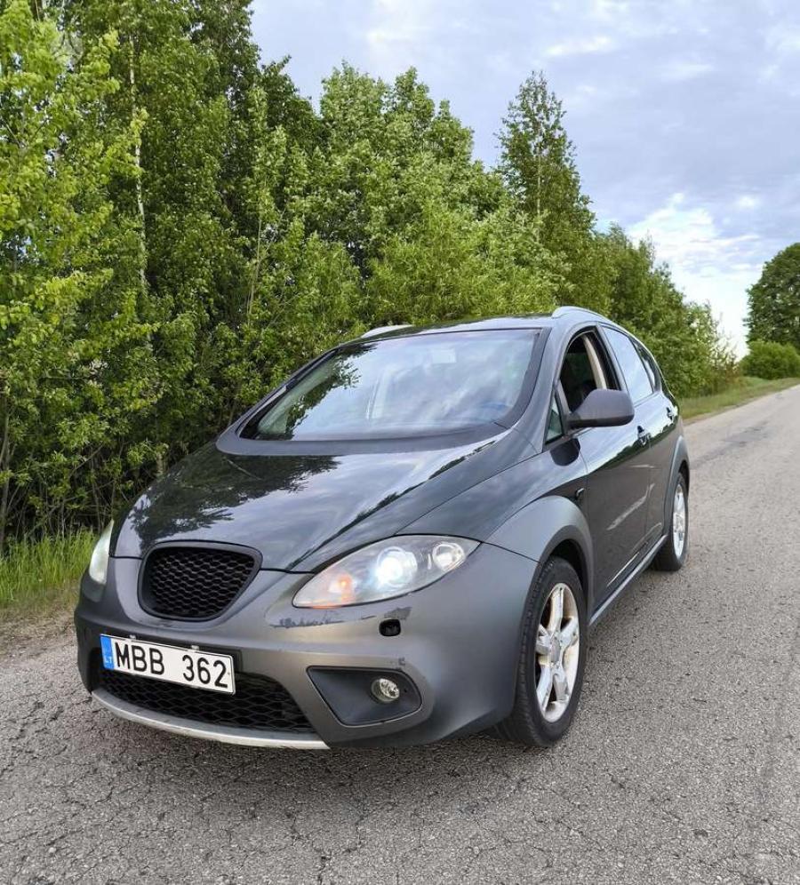 Black SEAT Altea XL 2007 in Taurage, with an engine capacity of 1.98 L and mileage of 214 thousand km for 2000 €, photo 1 on AUTOMOTO.COM.LV