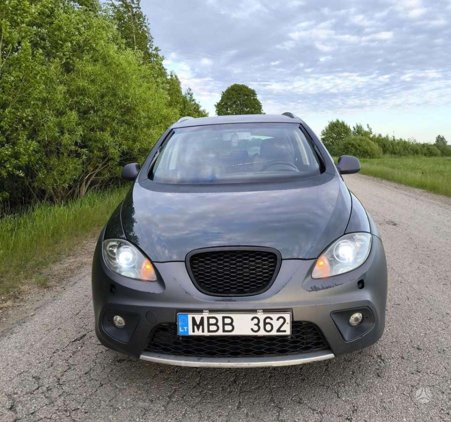 Black SEAT Altea XL 2007 in Taurage, with an engine capacity of 1.98 L and mileage of 214 thousand km for 2000 €, photo 3 on AUTOMOTO.COM.LV
