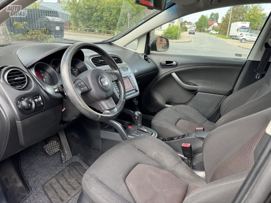 Black SEAT Altea XL 2007 in Panevezys, with an engine capacity of 2.00 L and mileage of 340 thousand km for 2450 €, photo 10 on AUTOMOTO.COM.LV