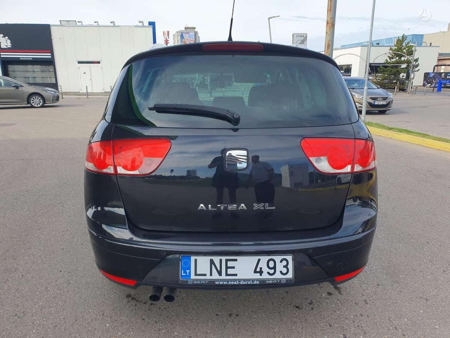 Black SEAT Altea XL 2007 in Kaunas, with an engine capacity of 1.90 L and mileage of 230 thousand km for 2750 €, photo 6 on AUTOMOTO.COM.LV
