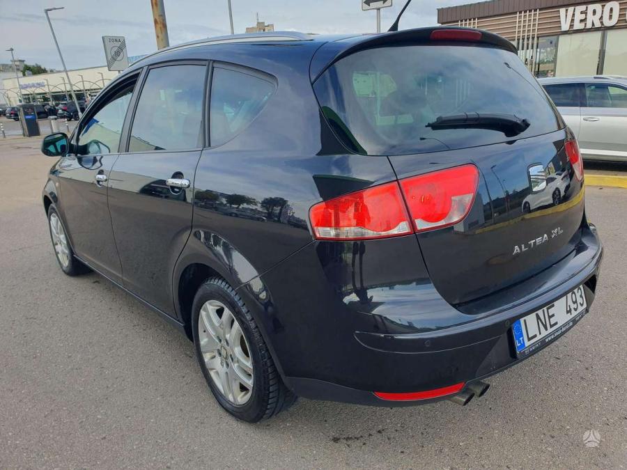 Black SEAT Altea XL 2007 in Kaunas, with an engine capacity of 1.90 L and mileage of 230 thousand km for 2750 €, photo 7 on AUTOMOTO.COM.LV