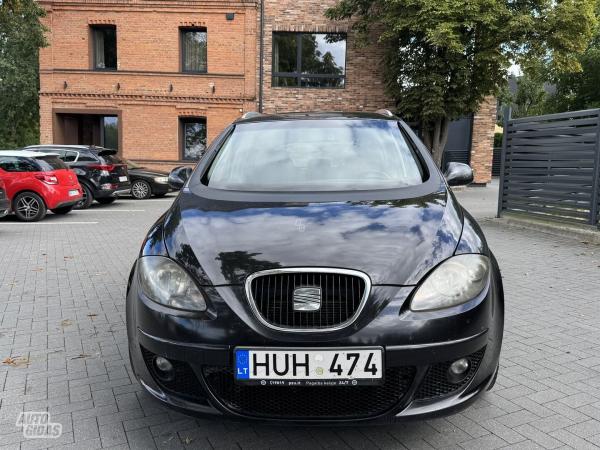 Black SEAT Altea XL 2007 in Panevezys, with an engine capacity of 2.00 L and mileage of 340 thousand km for 2450 €, photo 3 on AUTOMOTO.COM.LV