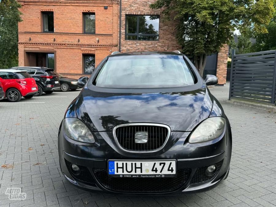 Черный Сеат Altea XL 2007 в Паневежис, объемом двигателя 2.00 л и пробегом 340 тыс. км за 2350 €, фото 3 на AUTOMOTO.COM.LV