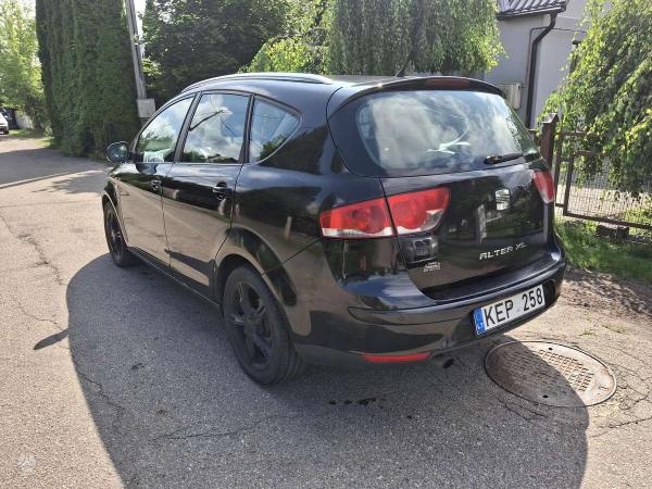 Черный Сеат Altea XL 2009 в Паневежис, объемом двигателя 1.90 л и пробегом 335 тыс. км за 2350 €, фото 3 на AUTOMOTO.COM.LV