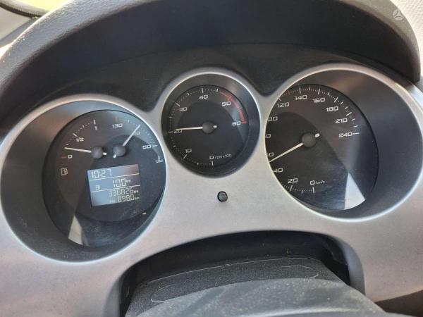 Черный Сеат Altea XL 2009 в Паневежис, объемом двигателя 1.90 л и пробегом 335 тыс. км за 2350 €, фото 5 на AUTOMOTO.COM.LV
