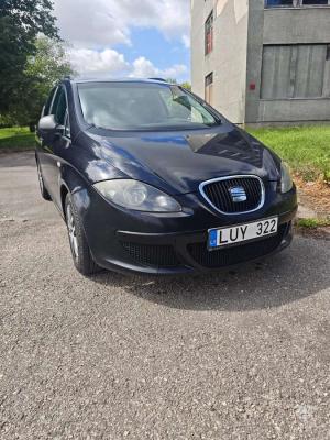 Melns SEAT Altea XL 2009 Panevēža, ar dzinēja tilpumu 1.90 L un nobraukumu 313 tūkst. km par 1950 €, foto  vietnē AUTOMOTO.COM.LV