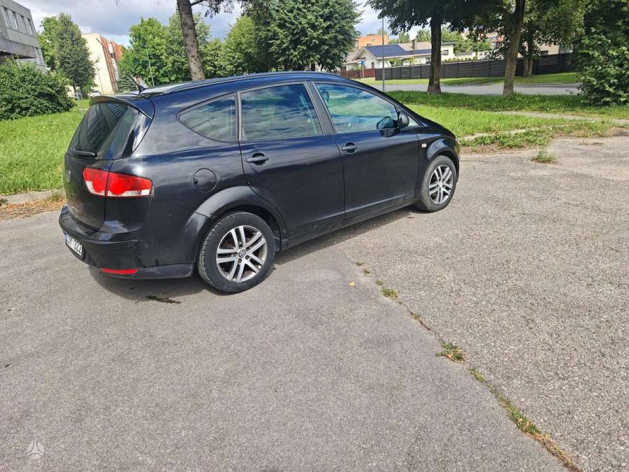 Черный Сеат Altea XL 2009 в Паневежис, объемом двигателя 1.90 л и пробегом 313 тыс. км за 1950 €, фото 6 на AUTOMOTO.COM.LV
