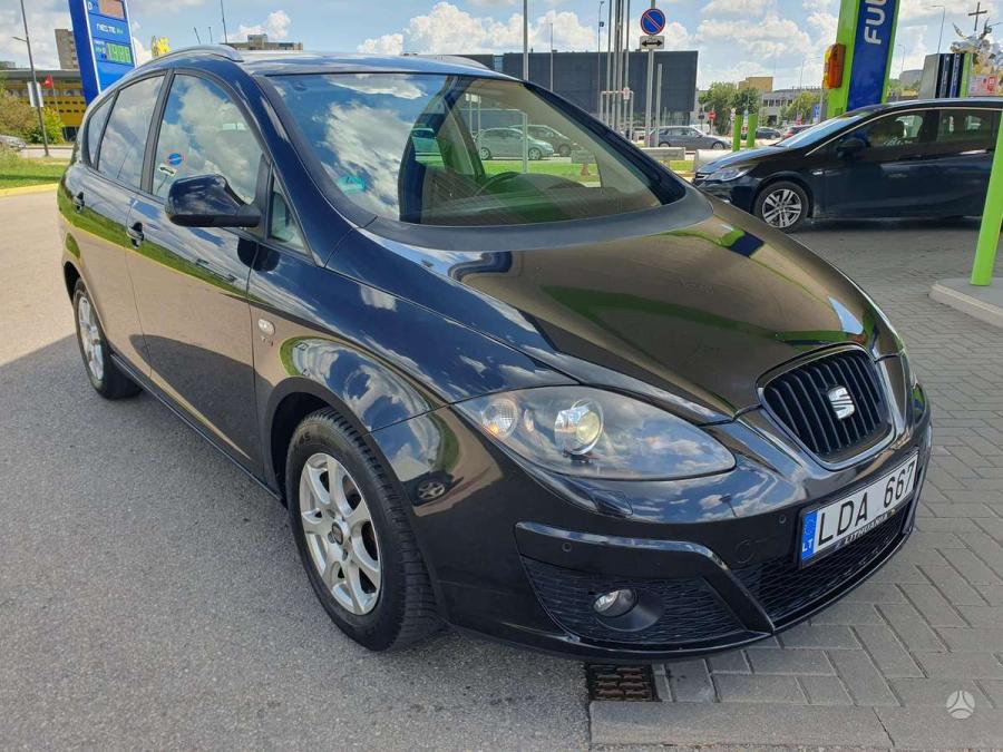 Melns SEAT Altea XL 2010 Kauņa, ar dzinēja tilpumu 1.80 L un nobraukumu 145 tūkst. km par 3100 €, foto 4 vietnē AUTOMOTO.COM.LV