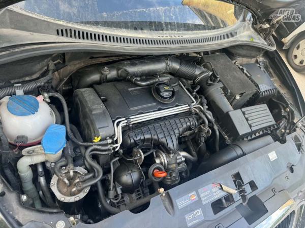 Black SEAT Altea XL 2007 in Vilnius, with an engine capacity of 2.00 L and mileage of 289 thousand km for 1050 €, photo 8 on AUTOMOTO.COM.LV