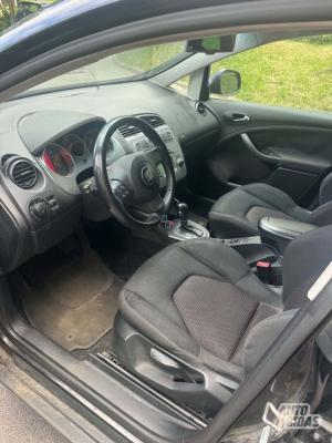 Black SEAT Altea XL 2007 in Vilnius, with an engine capacity of 2.00 L and mileage of 289 thousand km for 1050 €, photo 10 on AUTOMOTO.COM.LV
