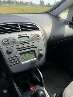 Черный Сеат Altea XL 2007 в Шяуляй, объемом двигателя 1.90 л и пробегом 300 тыс. км за 1750 €, фото 11 на AUTOMOTO.COM.LV
