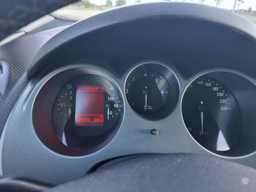 Черный Сеат Altea XL 2007 в Шяуляй, объемом двигателя 1.97 л и пробегом 340 тыс. км за 1500 €, фото 1 на AUTOMOTO.COM.LV