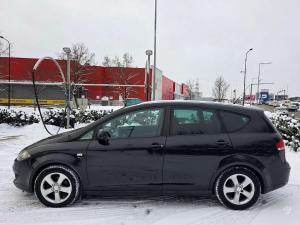 Black SEAT Altea XL 2008 in Vilnius, with an engine capacity of 1.90 L and mileage of 330 thousand km for 2100 €, photo 4 on AUTOMOTO.COM.LV