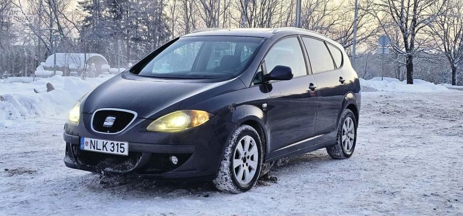 Melns SEAT Altea XL 2008 Kauņa, ar dzinēja tilpumu 2.00 L un nobraukumu 30 tūkst. km par 2200 €, foto 12 vietnē AUTOMOTO.COM.LV
