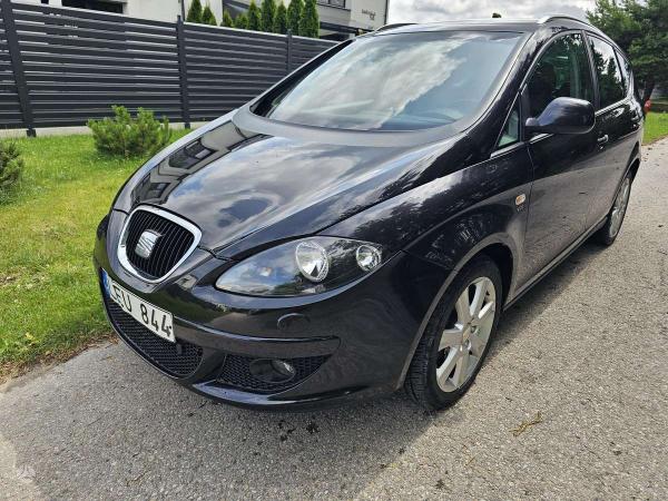 Melns SEAT Altea XL 2008 Kauņa, ar dzinēja tilpumu 2.00 L un nobraukumu 292 tūkst. km par 2950 €, foto 2 vietnē AUTOMOTO.COM.LV