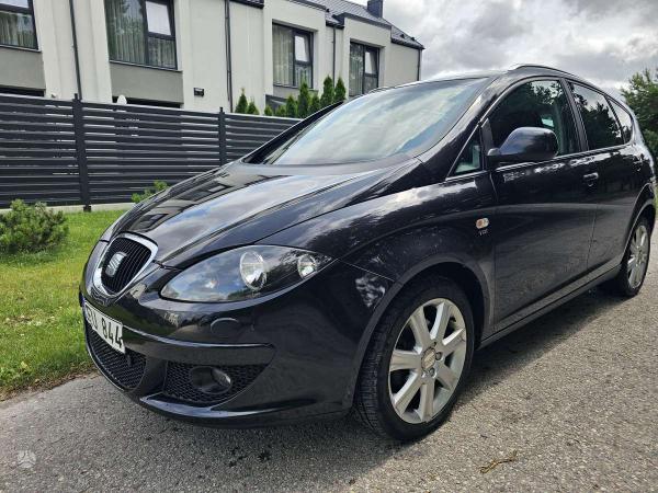 Melns SEAT Altea XL 2008 Kauņa, ar dzinēja tilpumu 2.00 L un nobraukumu 292 tūkst. km par 2950 €, foto 3 vietnē AUTOMOTO.COM.LV